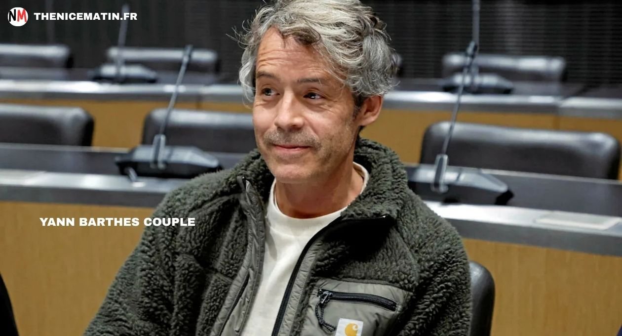 Yann Barthes Couple : L'Histoire Discrète De Clara Et L'Animateur